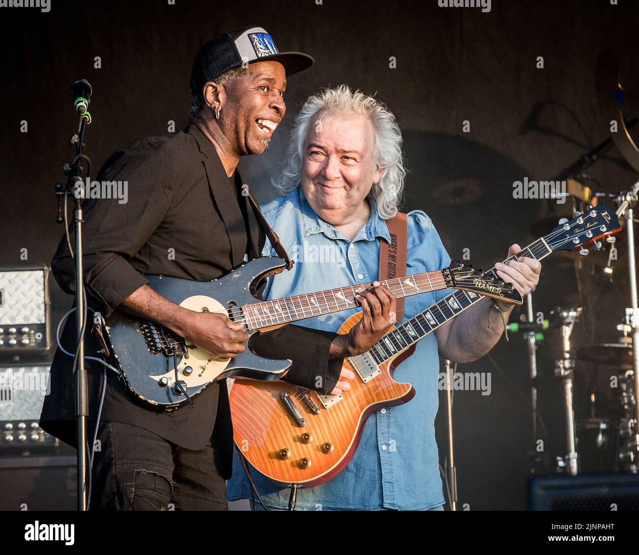 Vernon Reid of Living Colour performing live on stage with Bernie ...