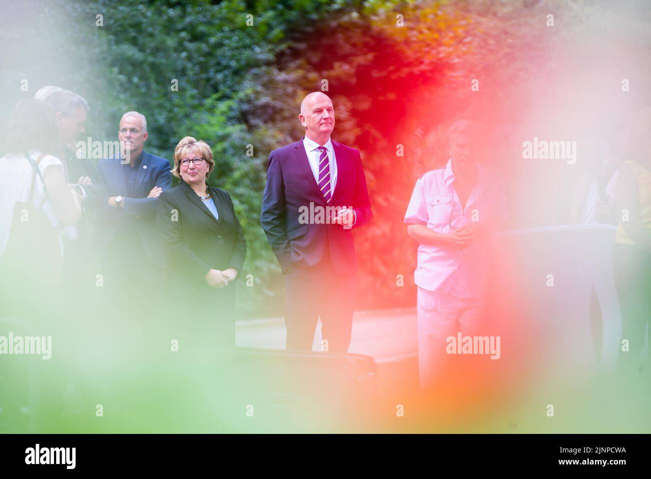 Hennigsdorf, Germany. 13th Aug, 2022. Dietmar Woidke (SPD, M), Minister ...