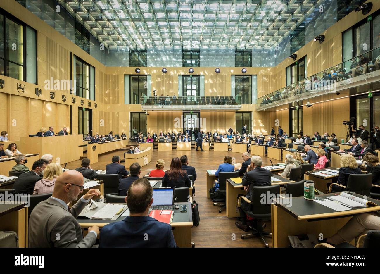 Politik politics editorial overview of the federal council meeting hi ...