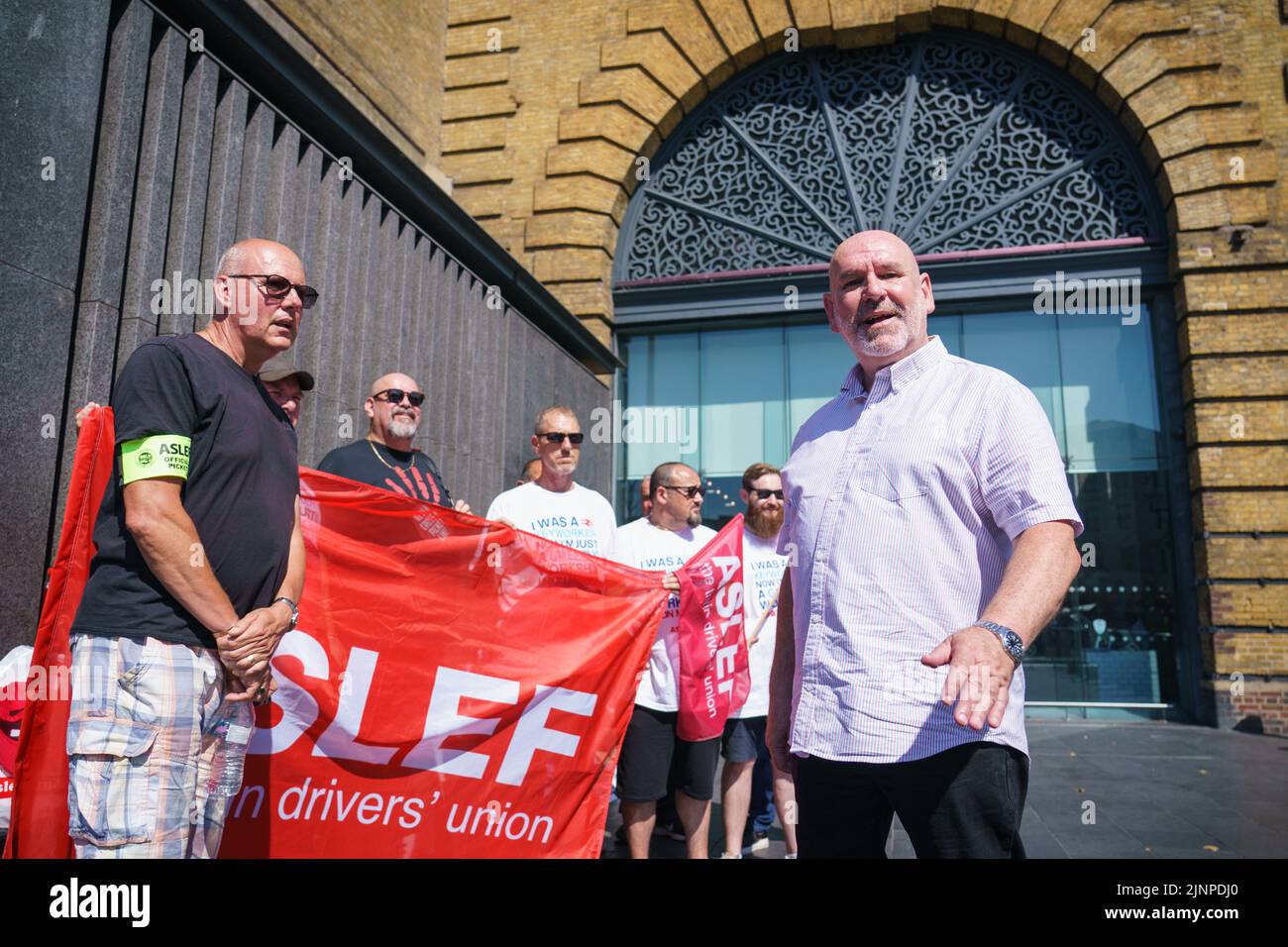 Aslef General Secretary Mick Whelan (right) at a picket line at Kings ...