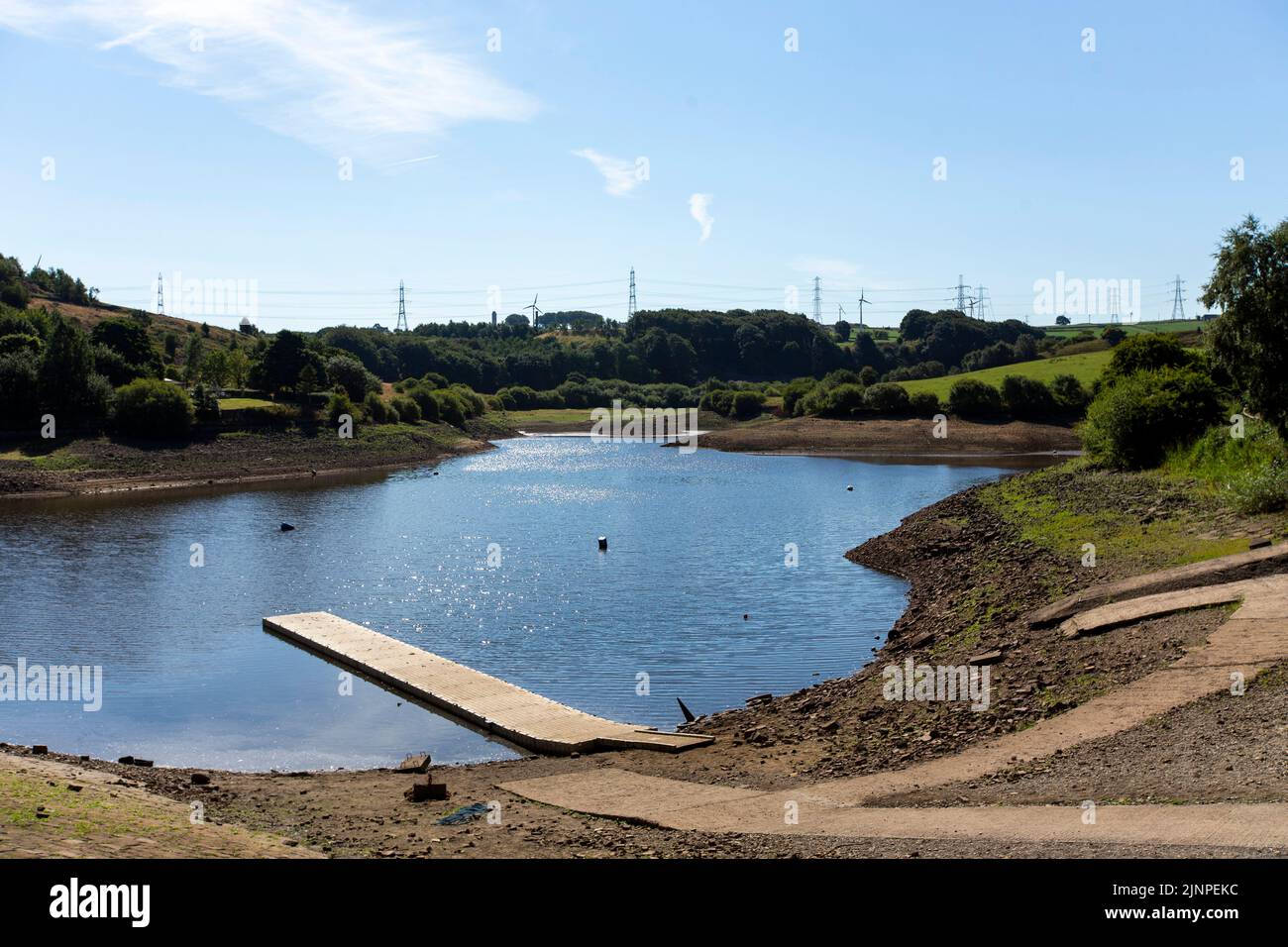 Halifax,West Yorkshire, UK, 13th August 2022. UK Weather Doe Park Water ...