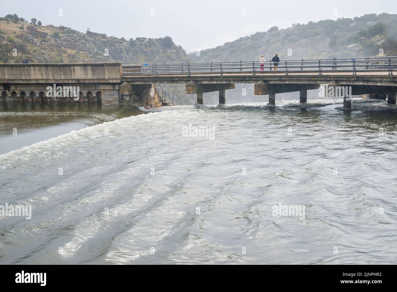 El Villar reservoir. El Berrueco, Madrid province, Spain Stock Photo ...