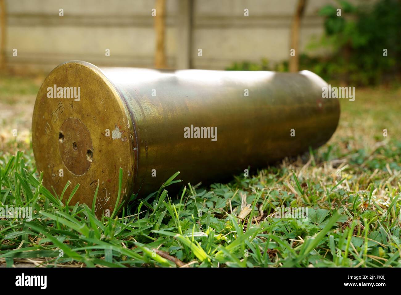 20mm cannon hi-res stock photography and images - Alamy