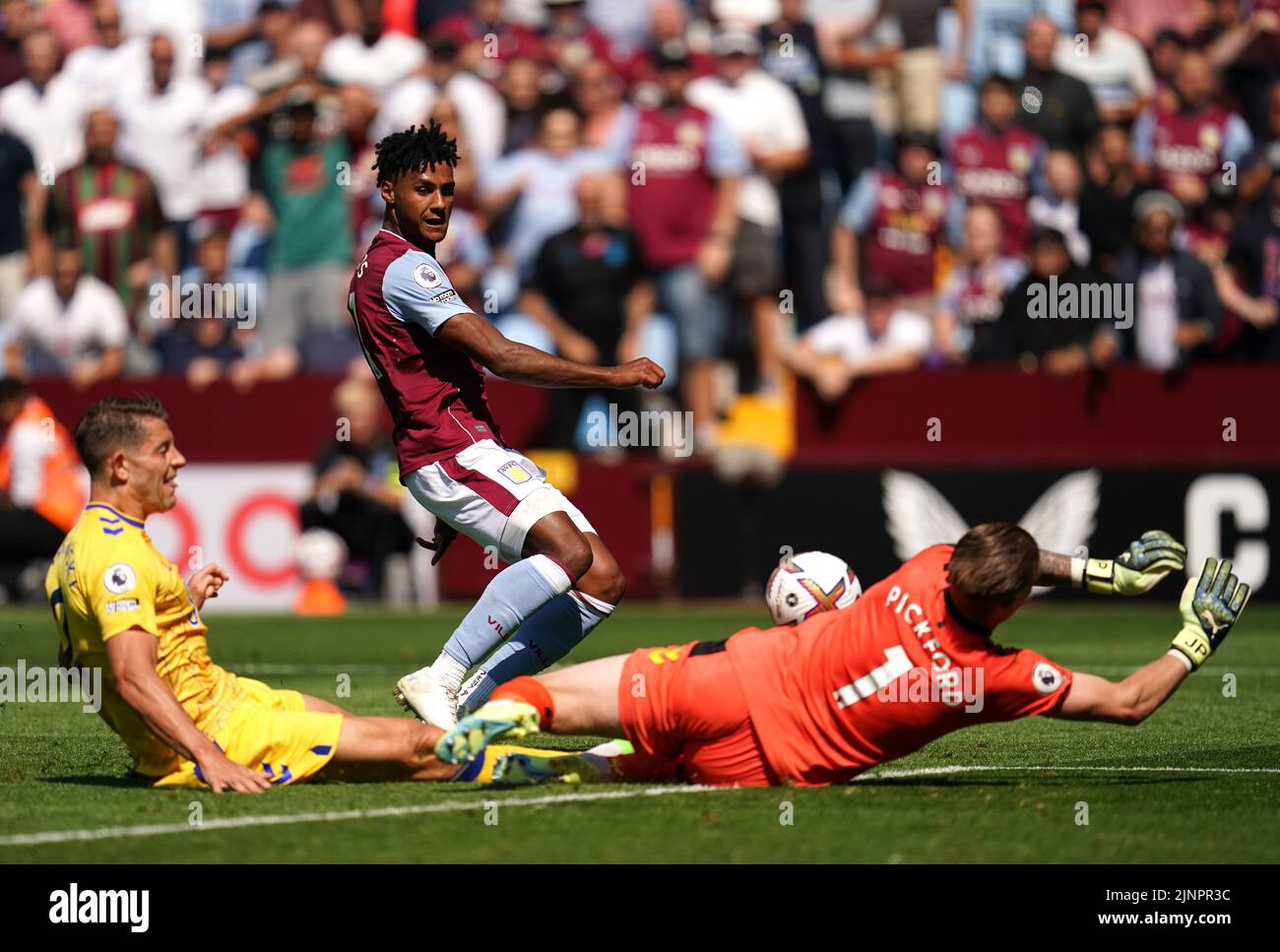 Ollie watkins everton 2022 hi-res stock photography and images - Alamy