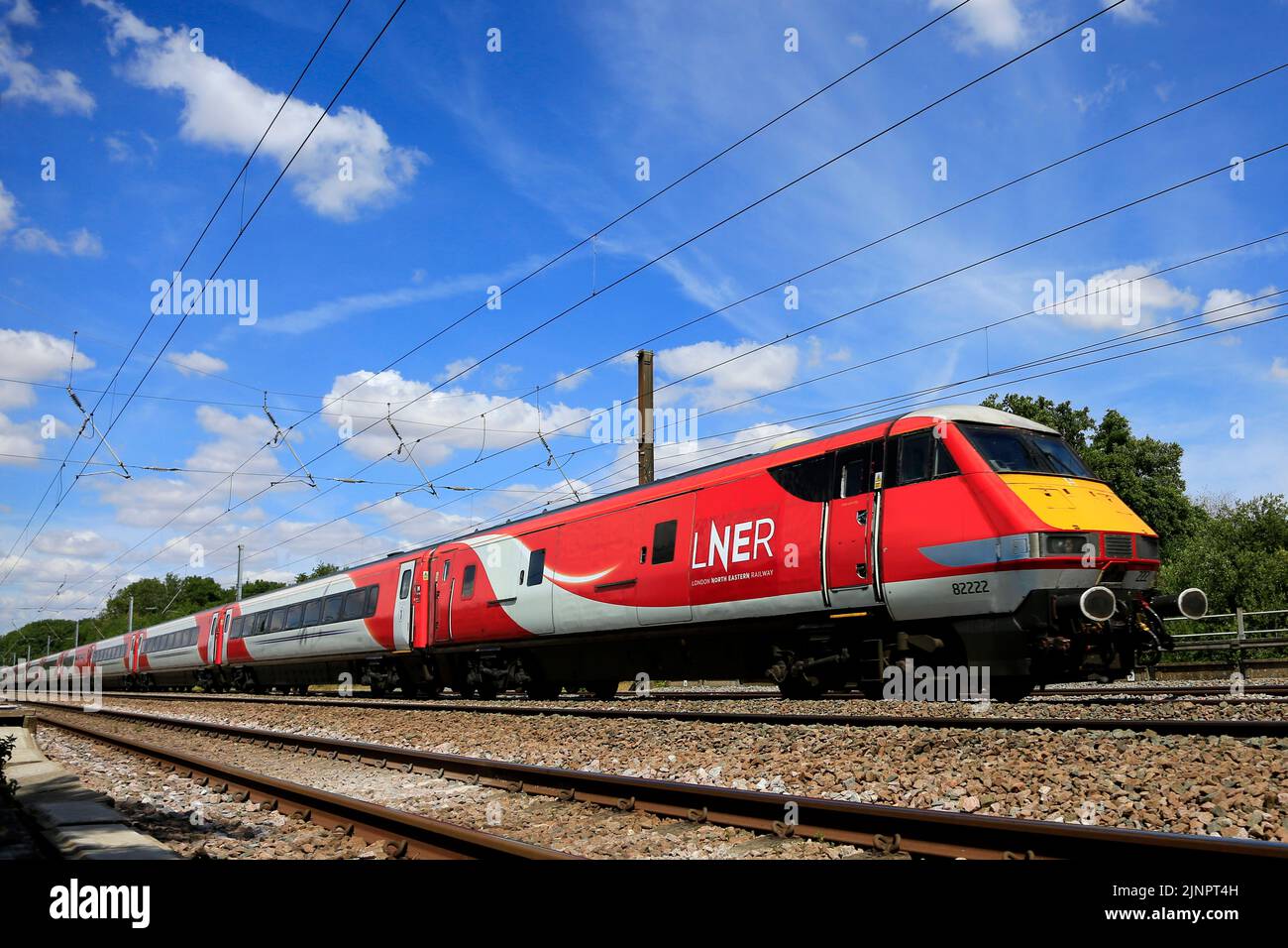 82222, East Coast Main Line Railway, Newark on Trent, Nottinghamshire ...