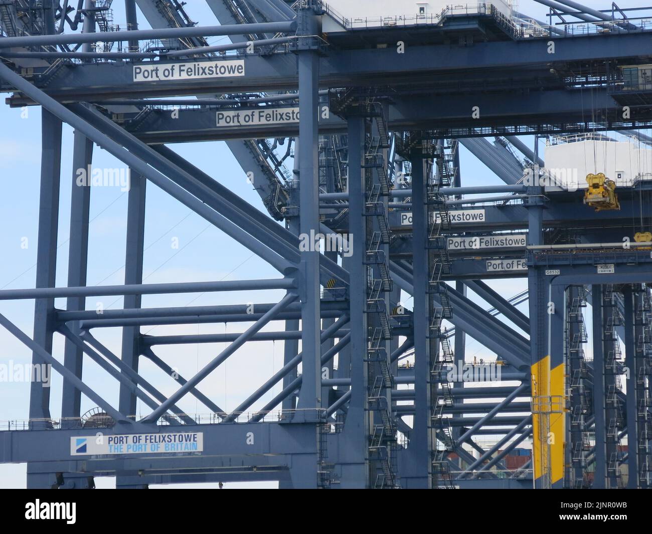 Close-up of the towering structure of the ship-to-shore gantry cranes ...