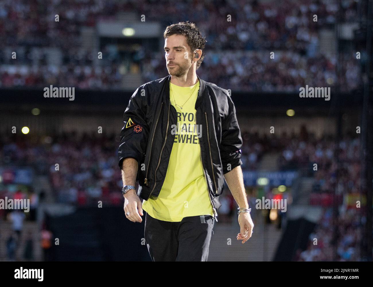 Guy coldplay hi-res stock photography and images - Alamy