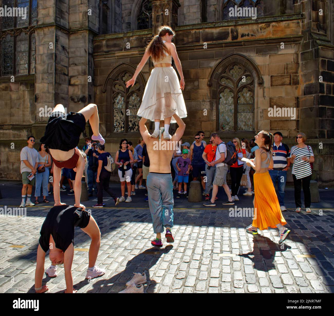 EDINBURGH FESTIVAL FRINGE 2022 ROYAL MILE YOUNG ACROBATS OF THE GROUP ...