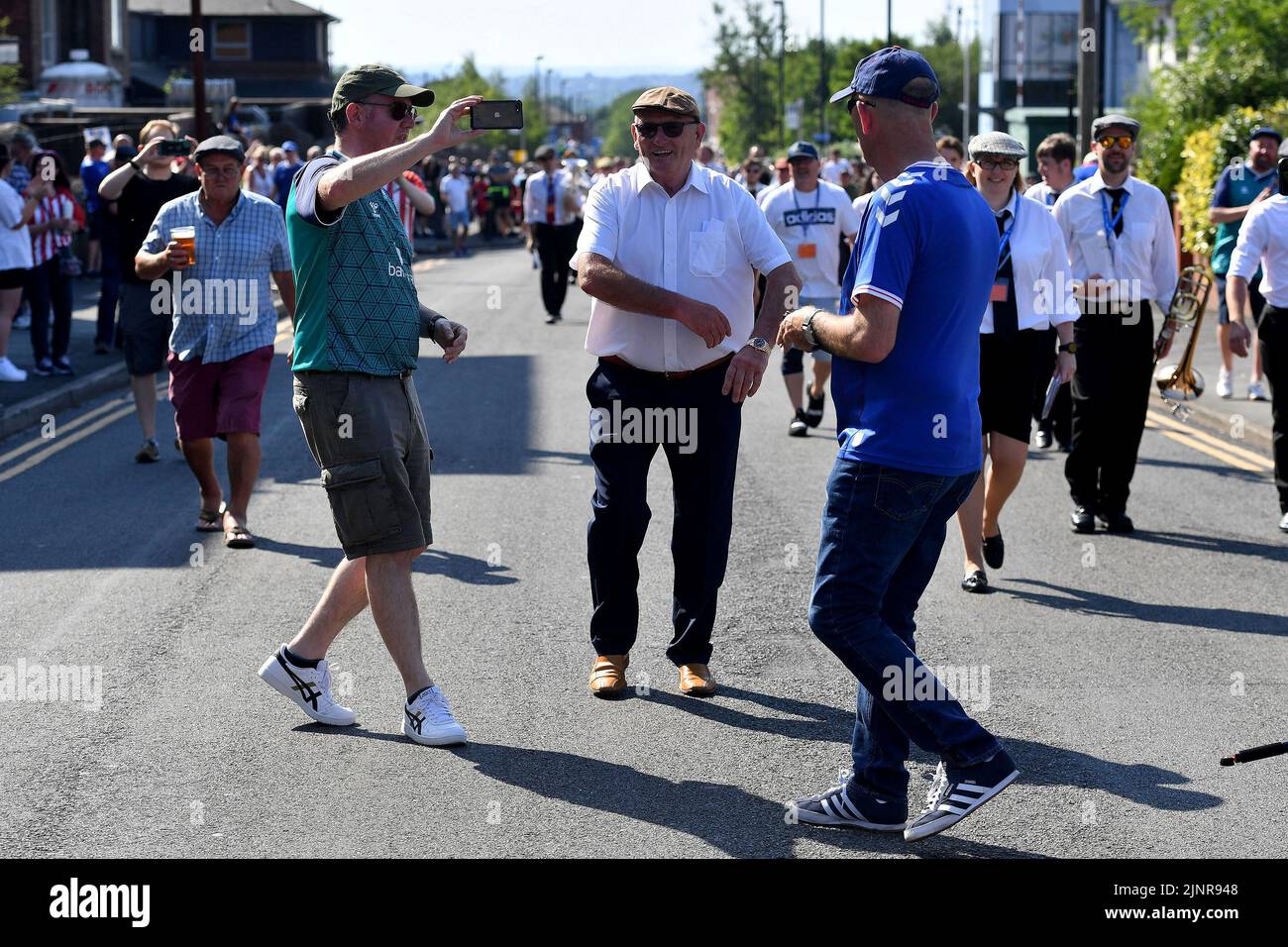 Eddie royle hi-res stock photography and images - Alamy