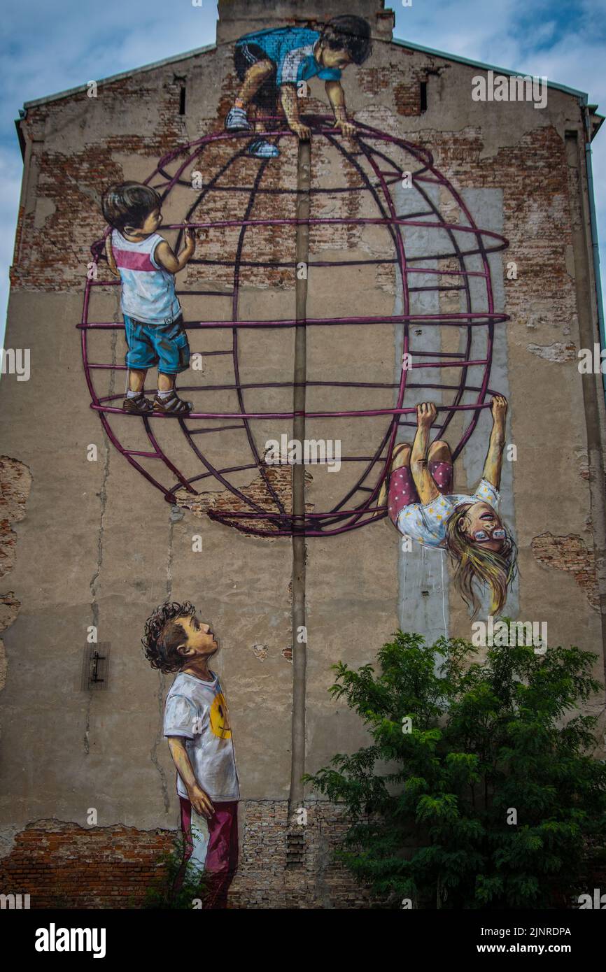 Murals in Warsaw, Poland Stock Photo - Alamy