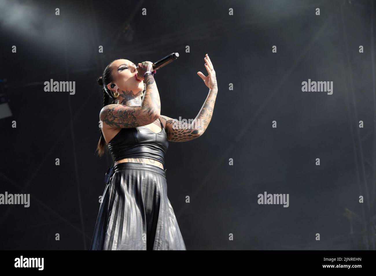 Jinjer live hi-res stock photography and images - Alamy