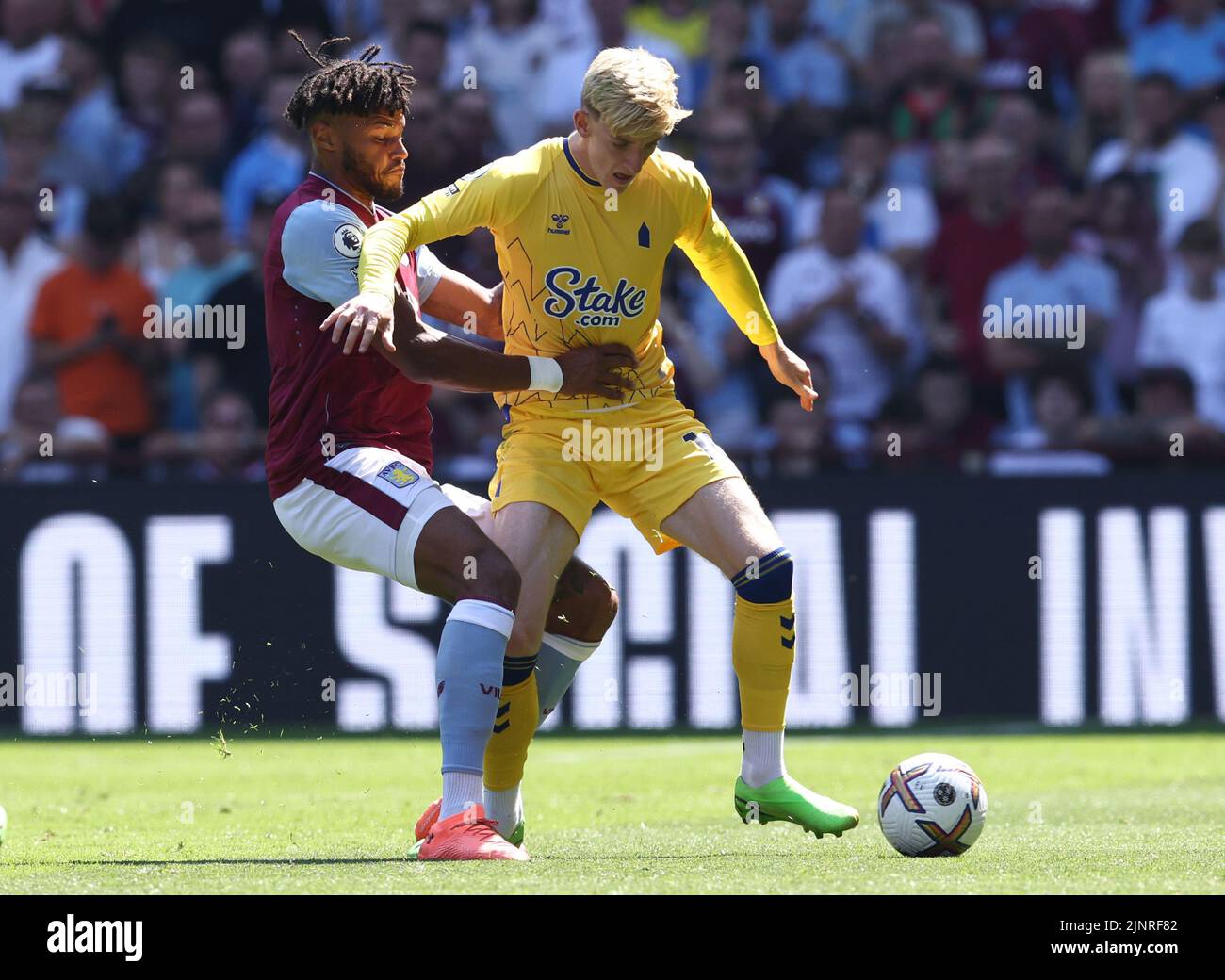 Anthony gordon everton 2022 august hi-res stock photography and images ...