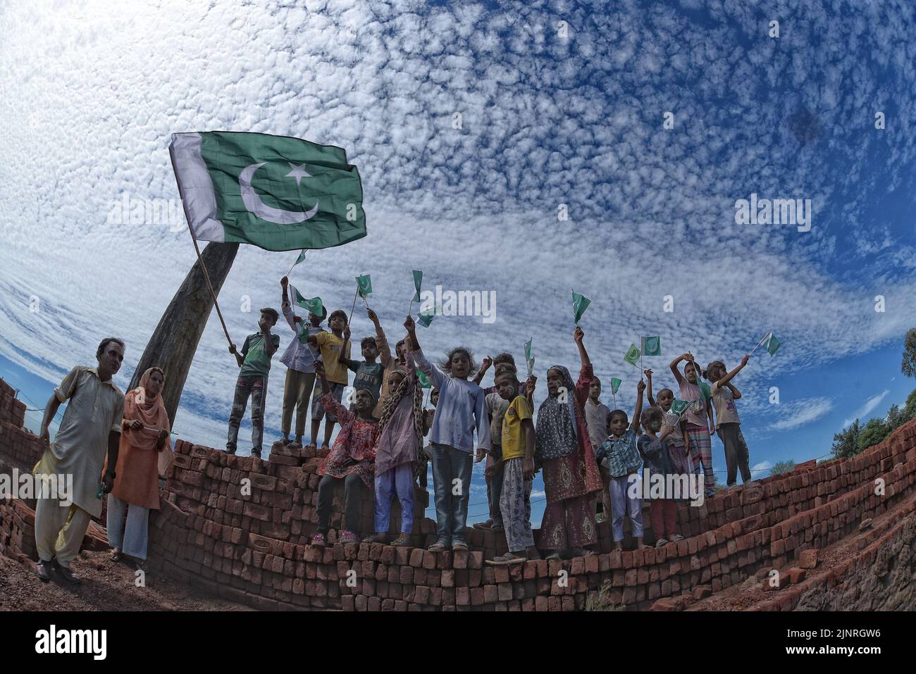 Pakistani bricks kiln labour's children and workers of United Social ...