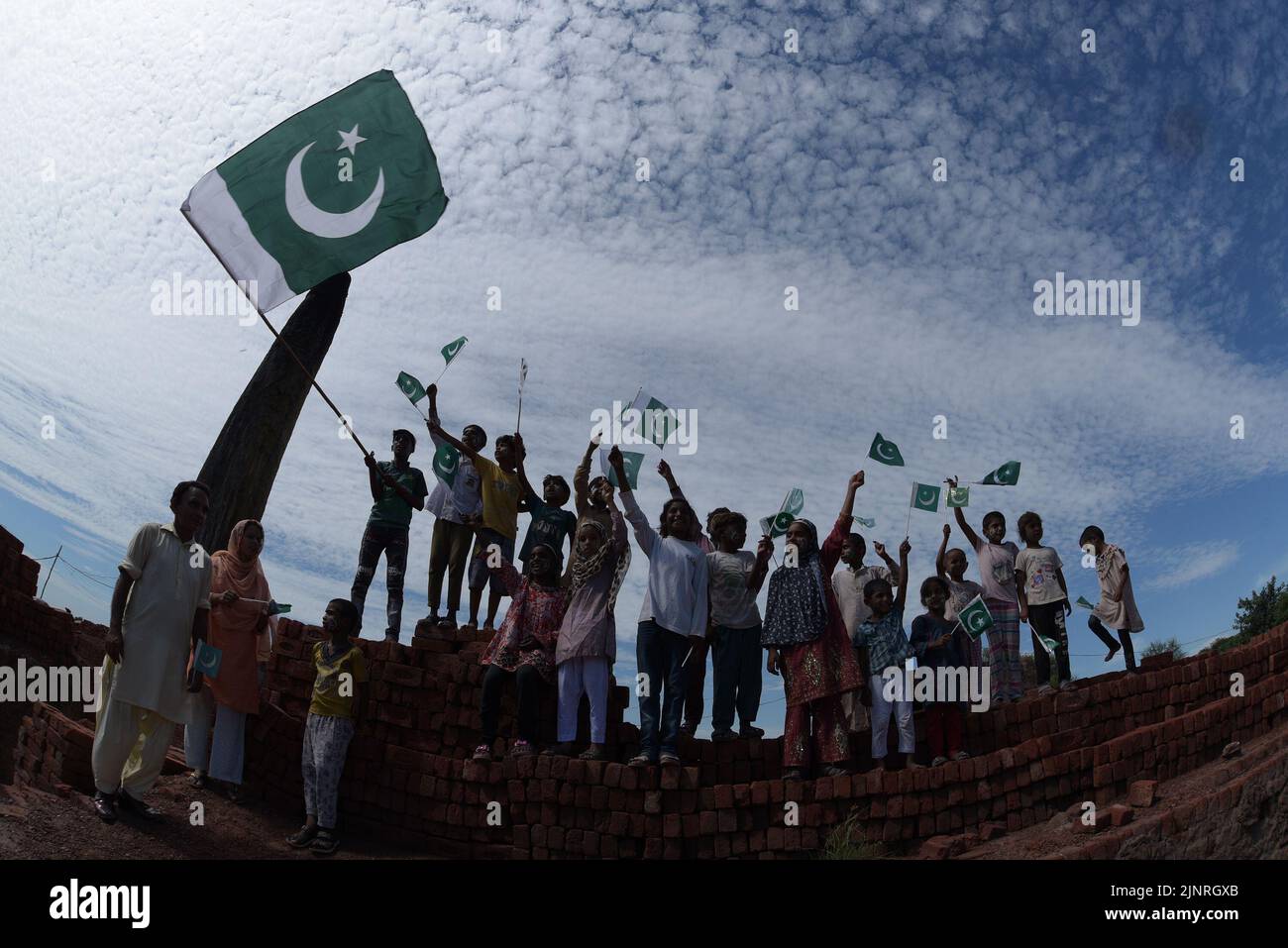 Pakistani bricks kiln labour's children and workers of United Social ...