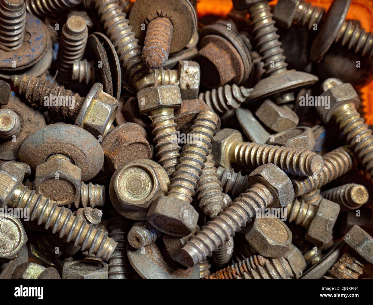 Rusty screws hi-res stock photography and images - Alamy