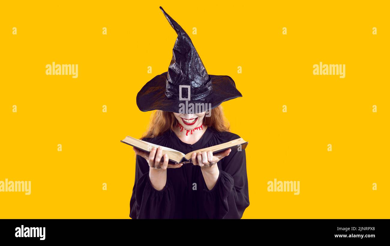 Evil woman face hi-res stock photography and images - Alamy