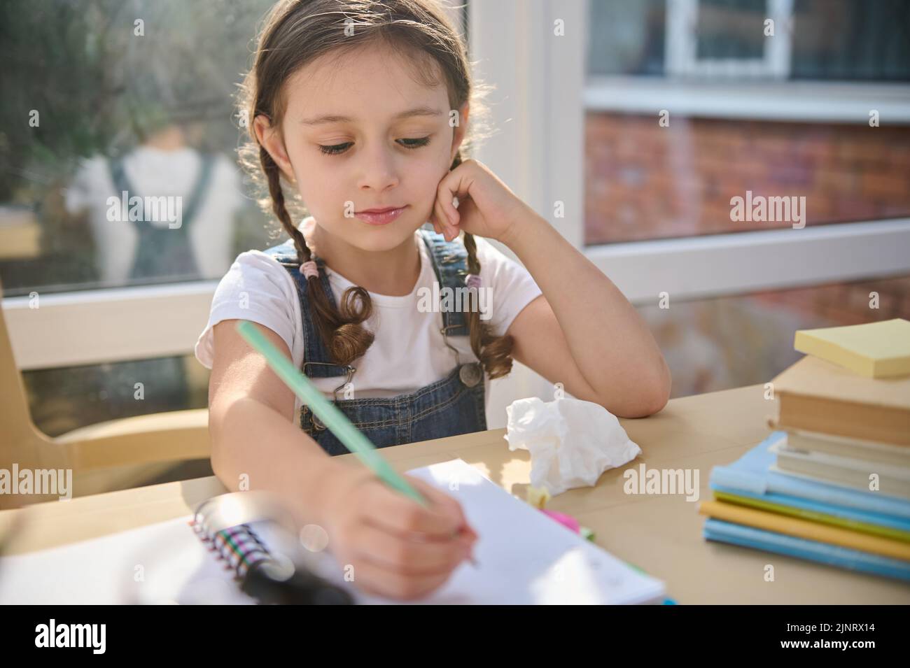 Digital textbooks hi-res stock photography and images - Alamy