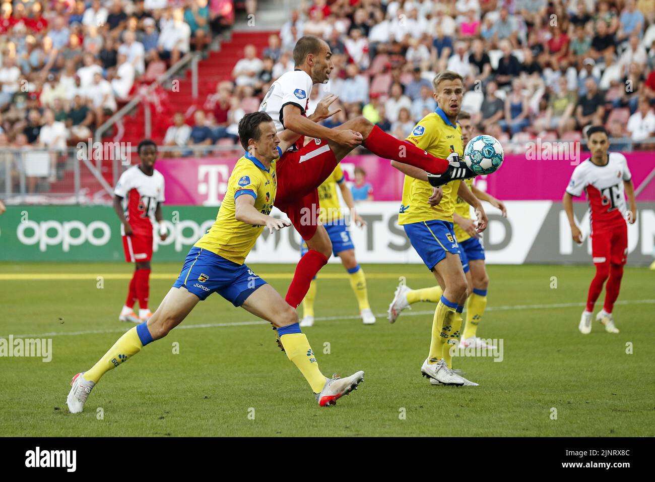 Bas leon dost hi-res stock photography and images - Alamy