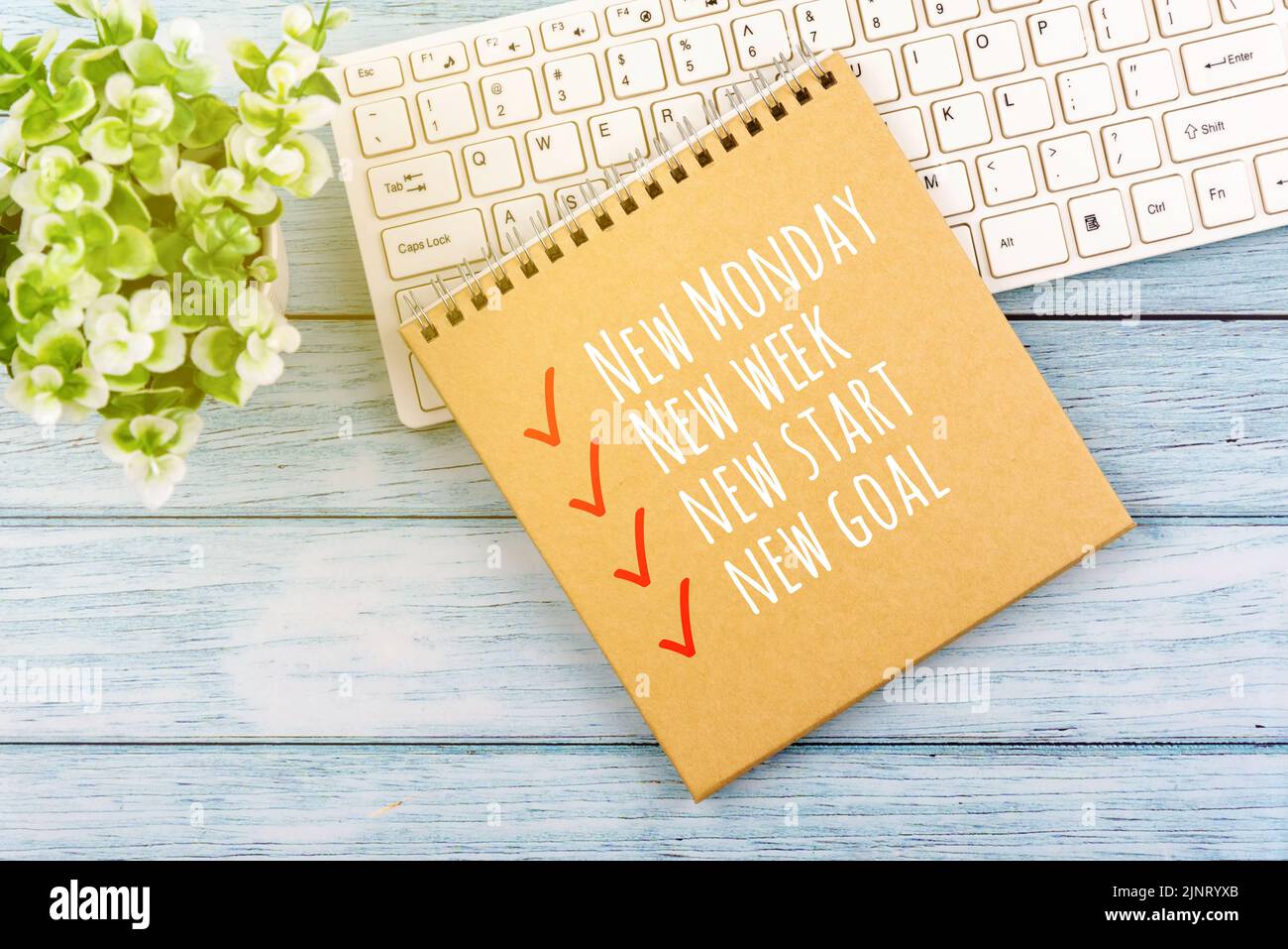 Monday motivation quotes hi-res stock photography and images - Alamy