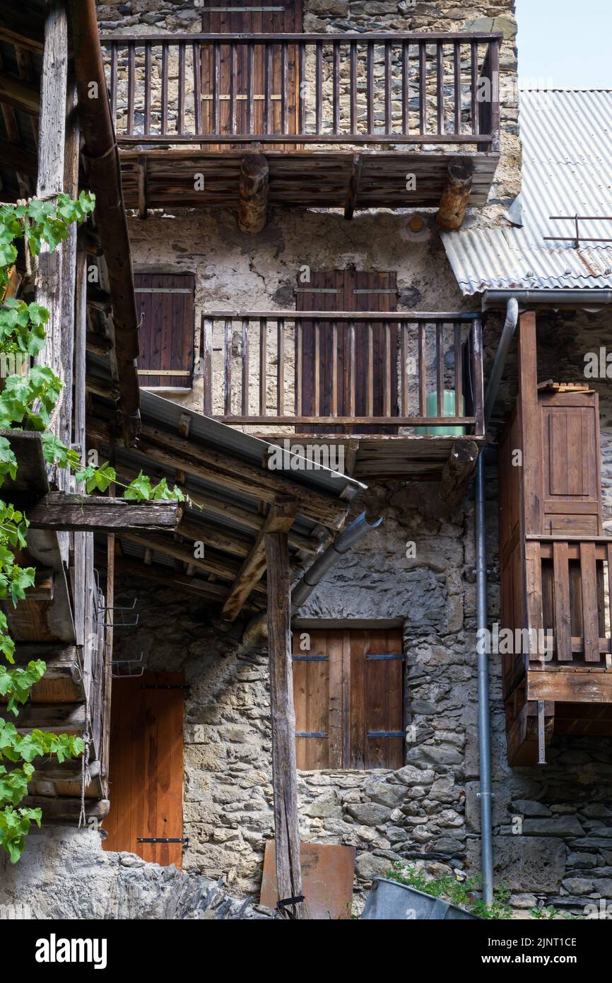 Traditional house in Venosc in the French Alpes Stock Photo - Alamy