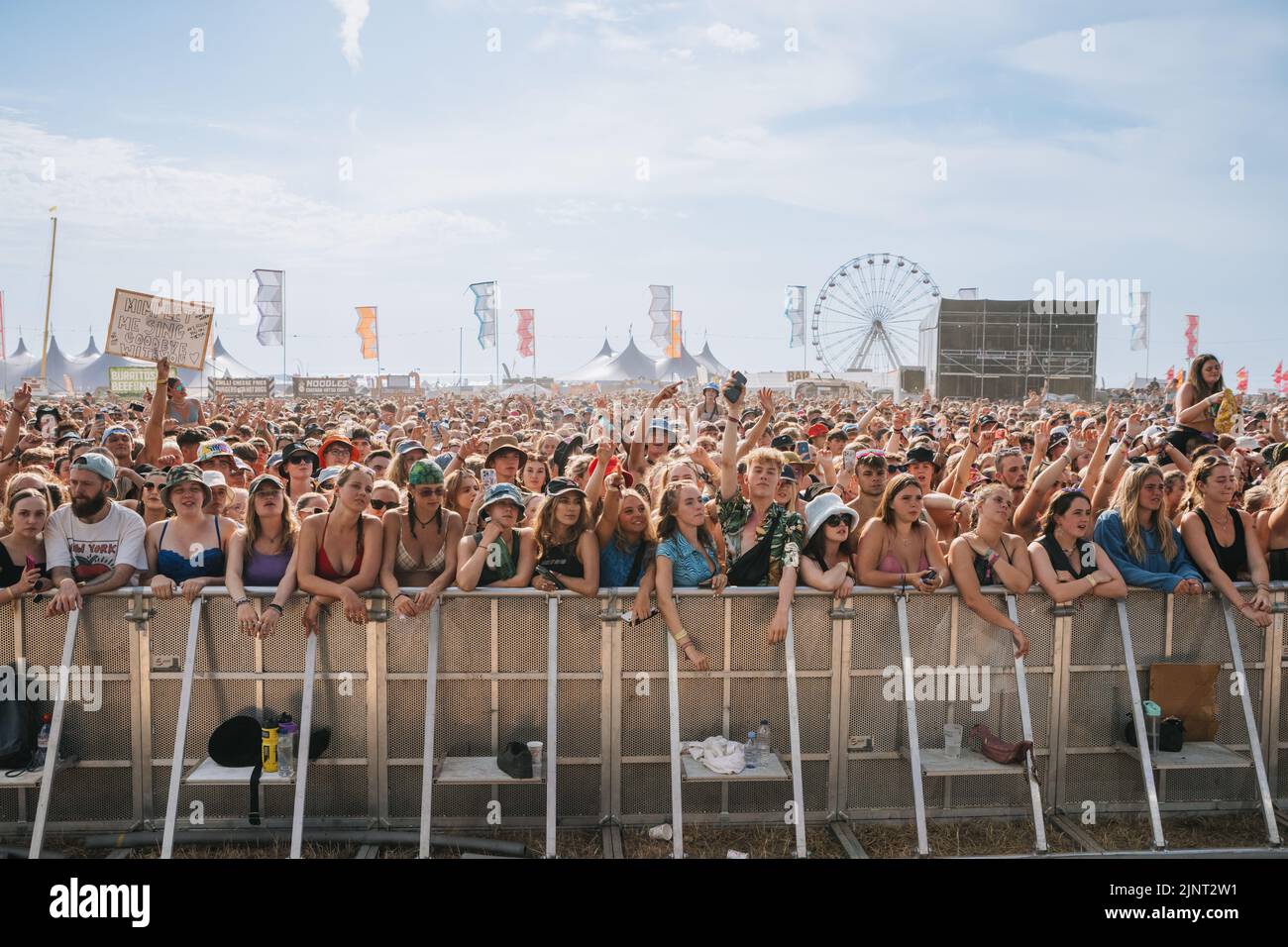 Newquay, Cornwall, UK. 13th August, 2022. Main stage crowd at ...