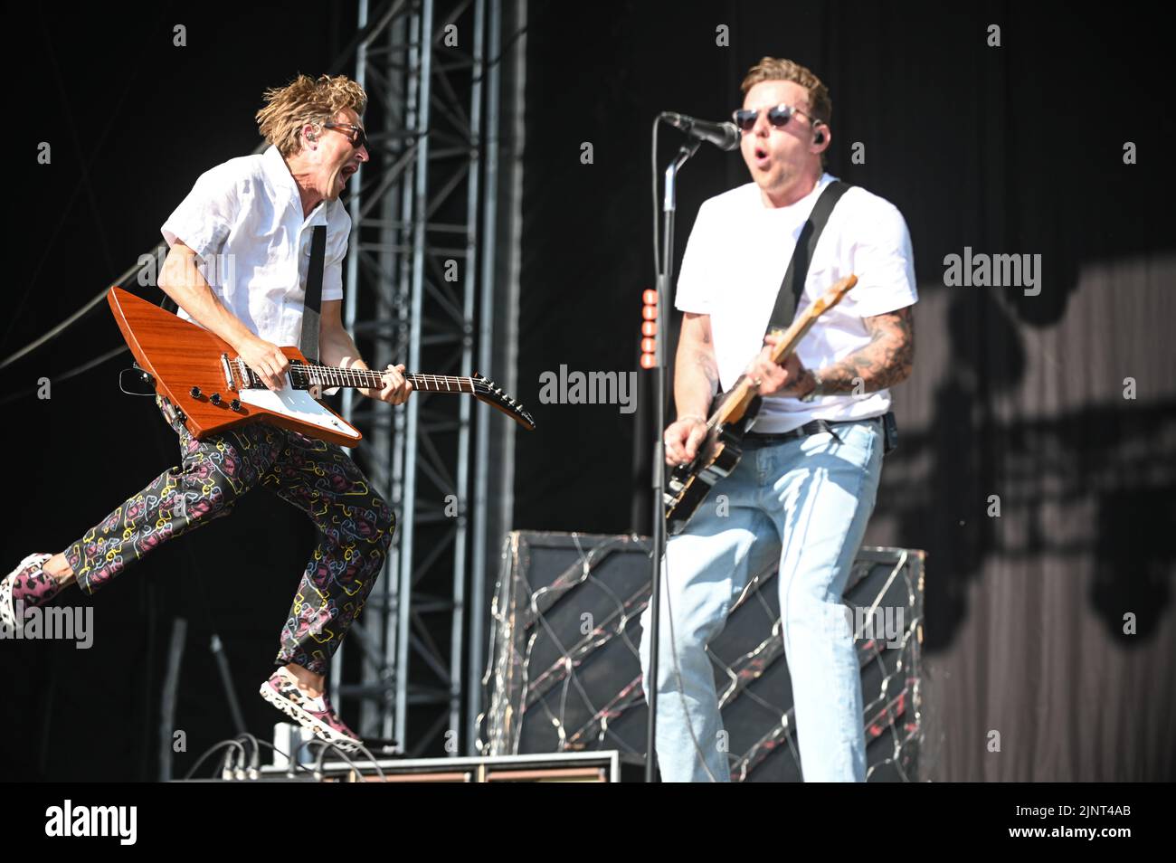 Marty mcfly guitar hi-res stock photography and images - Alamy