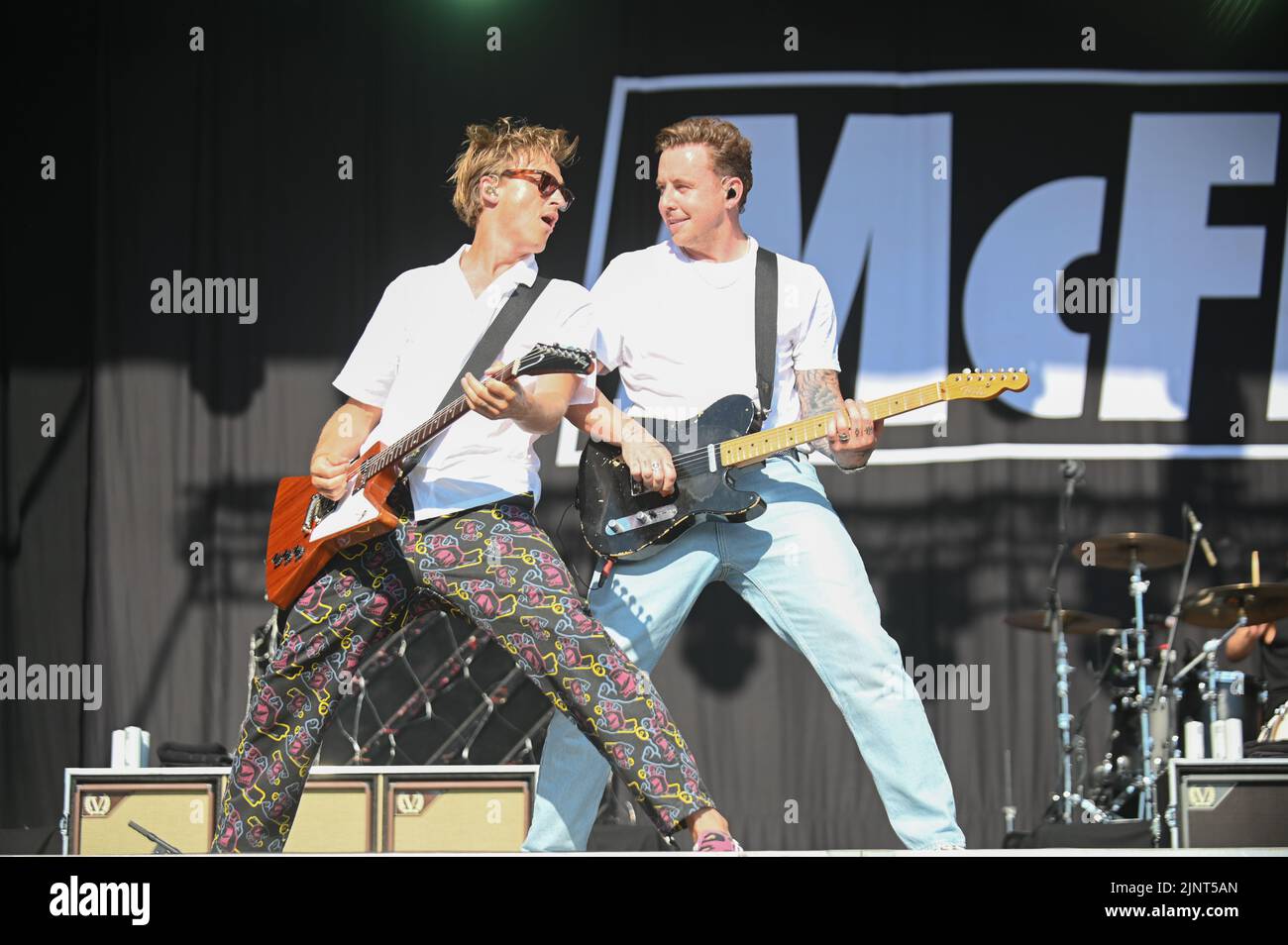 Marty mcfly guitar hi-res stock photography and images - Alamy