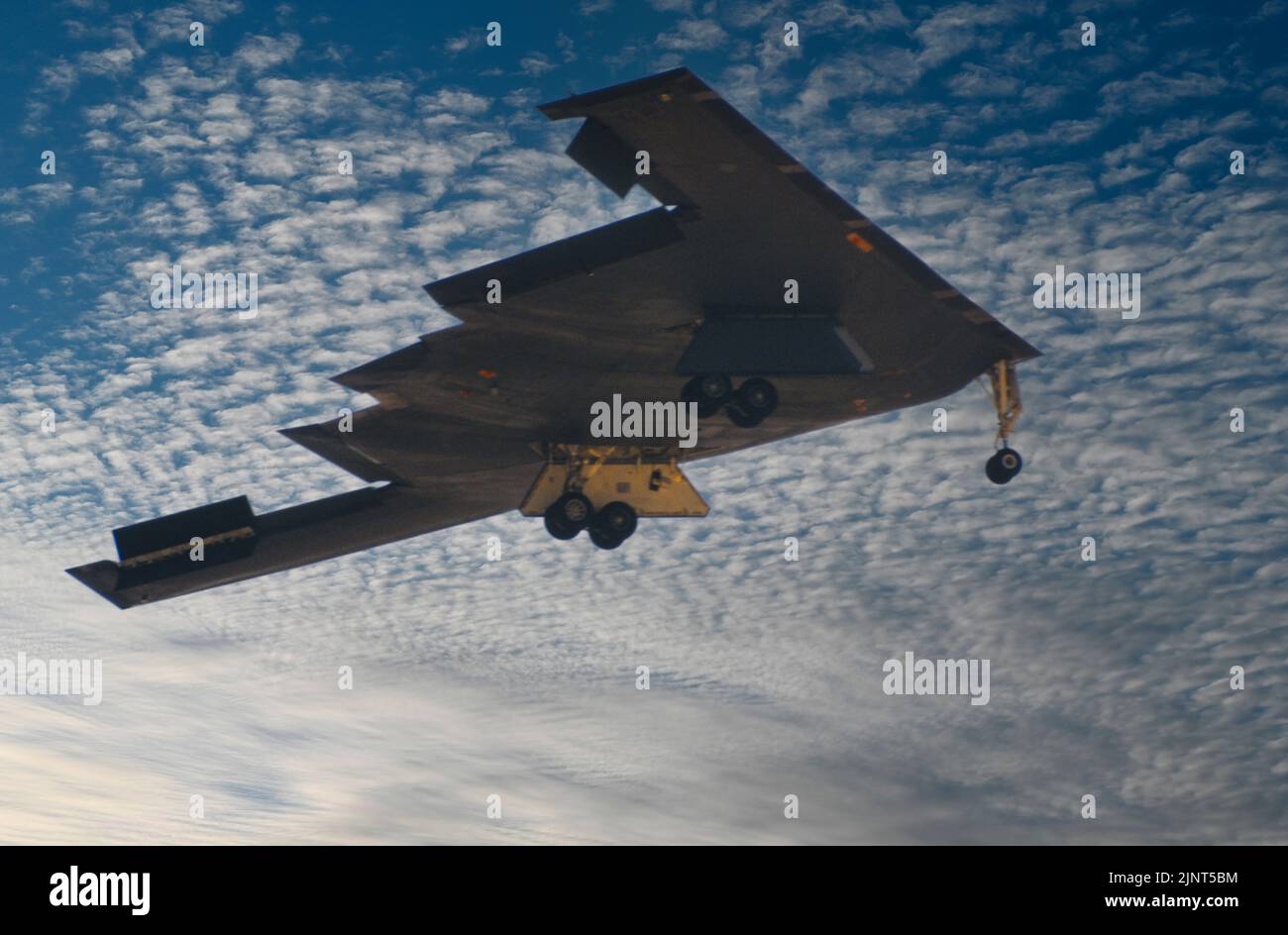 Northrup B-2 Bomber on approach for landing Stock Photo - Alamy