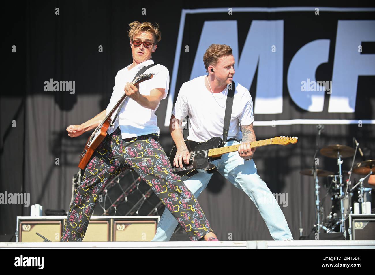 Marty mcfly guitar hi-res stock photography and images - Alamy