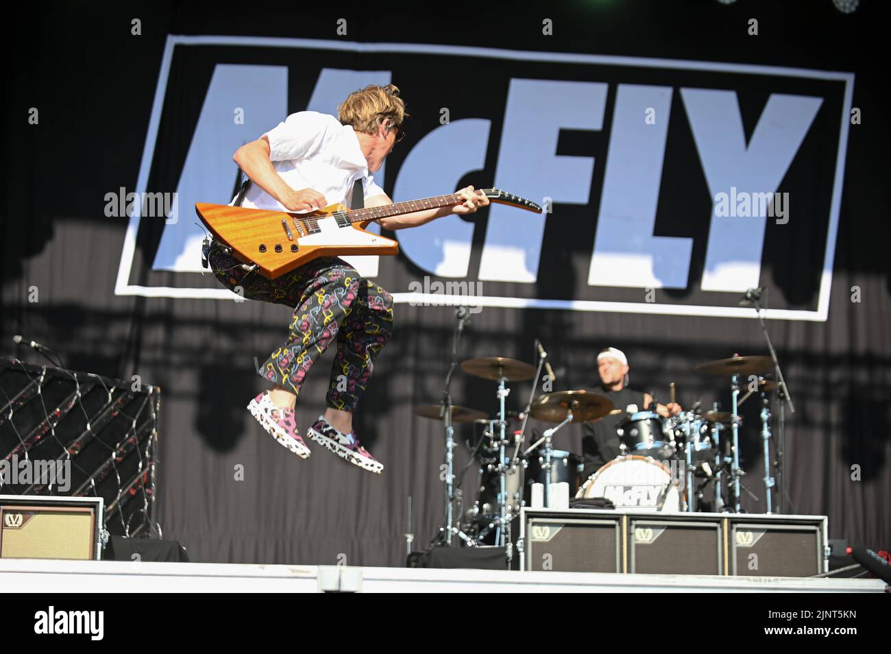 Marty mcfly guitar hi-res stock photography and images - Alamy