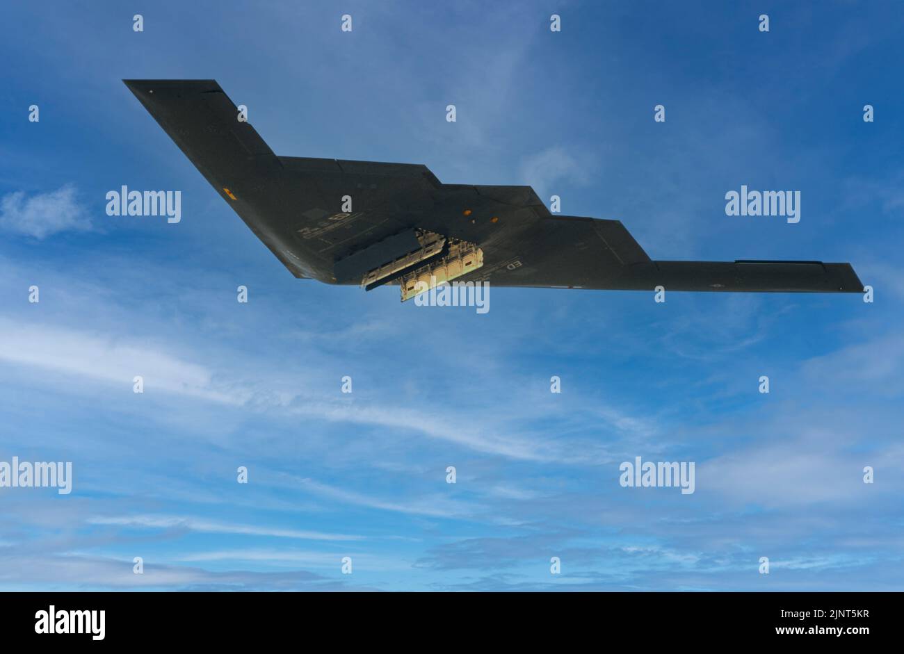 B2 stealth bomber hi-res stock photography and images - Alamy