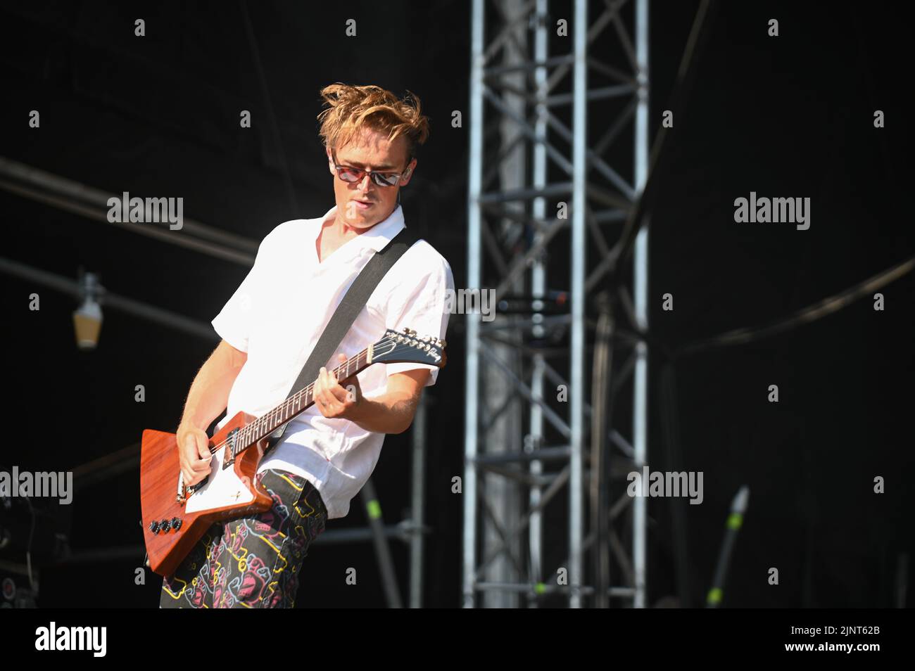 Marty mcfly guitar hi-res stock photography and images - Alamy