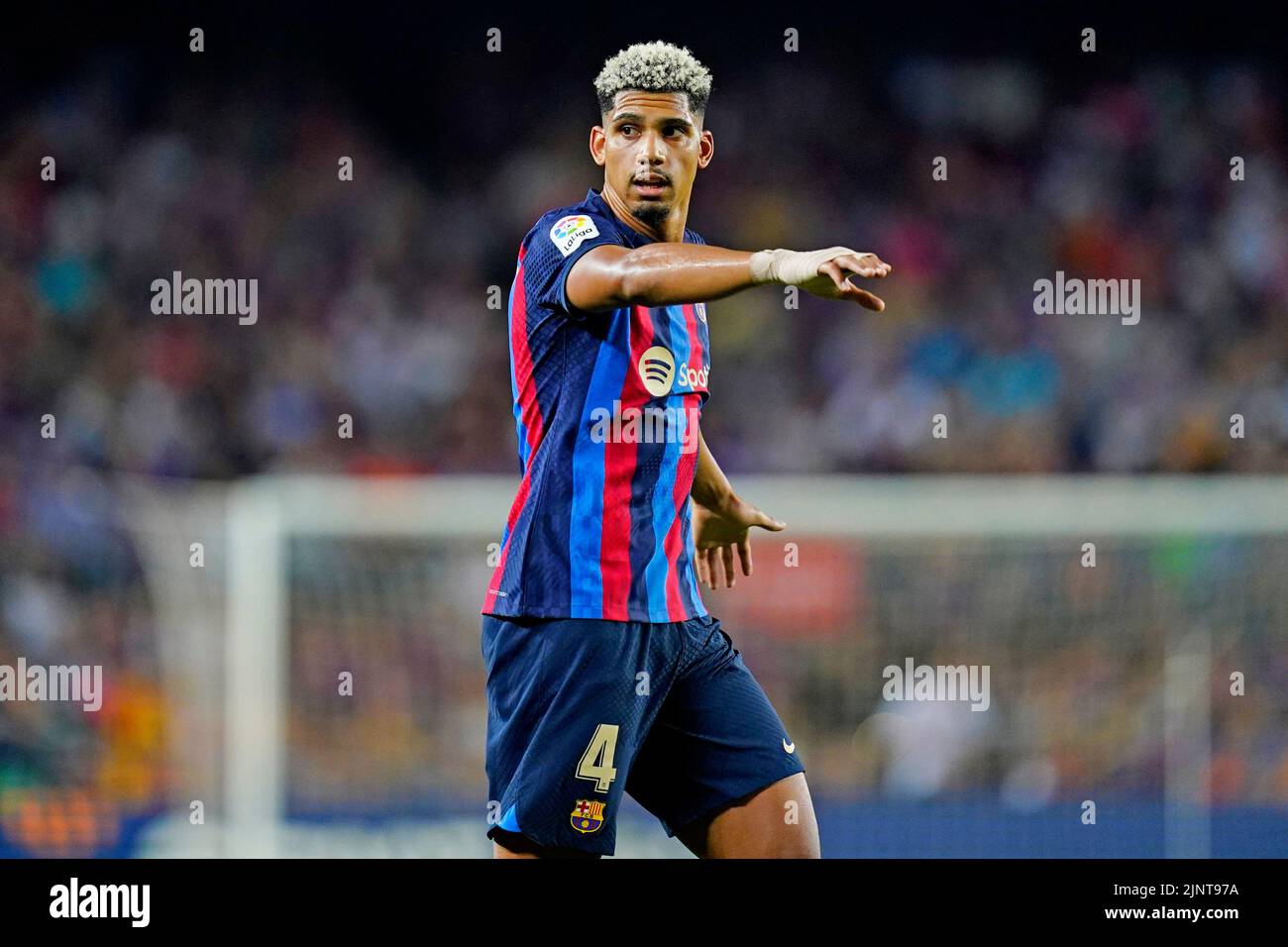 Ronald Araujo of FC Barcelona during the La Liga match between FC ...
