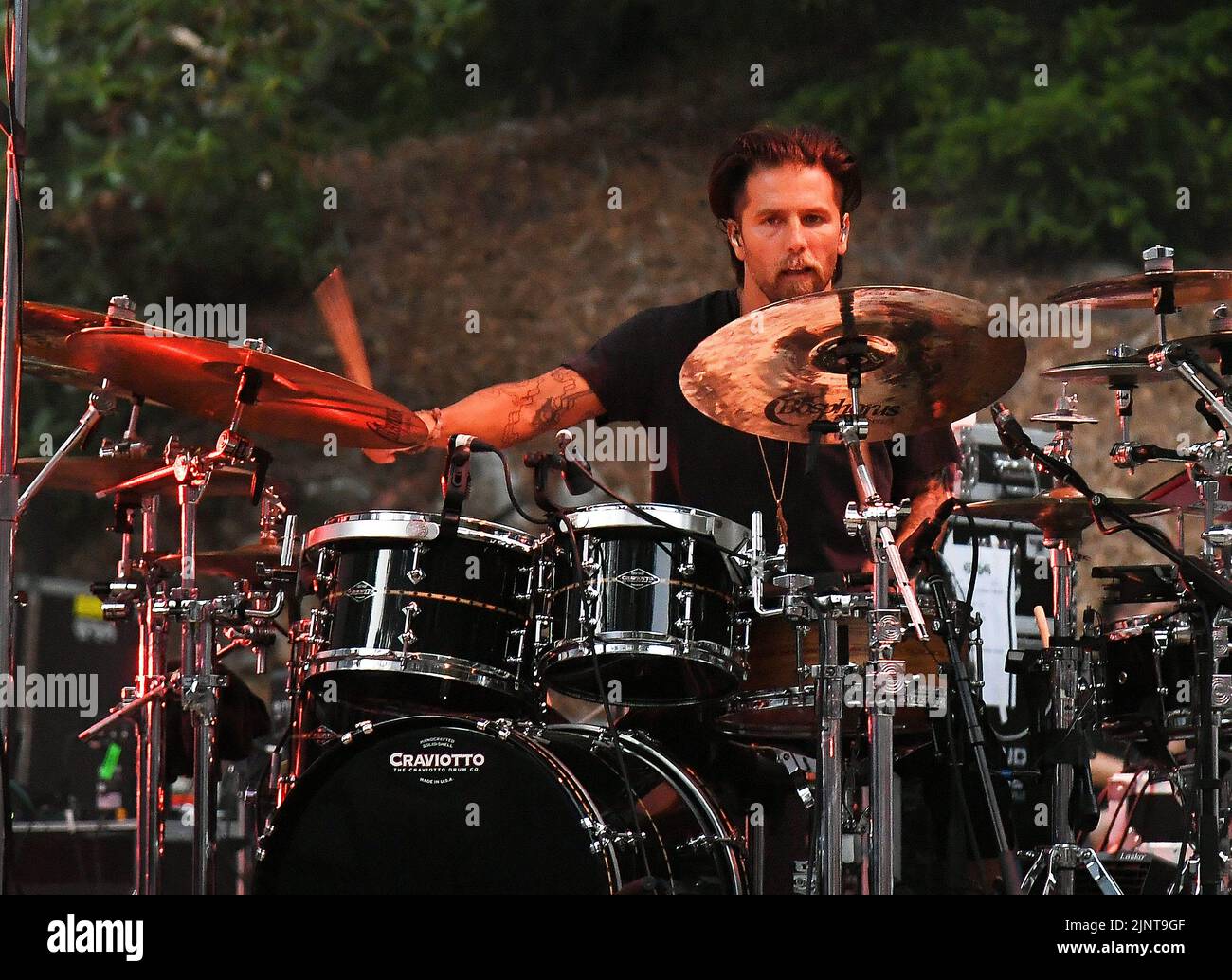 STS9, Sound Tribe Sector Nine - Zach Velmer performs at the Quarry ...