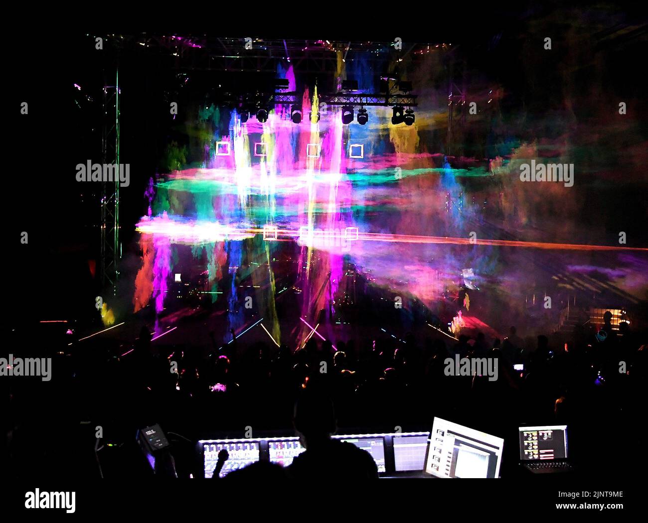 STS9, Sound Tribe Sector Nine performs at the Quarry Amphitheater on ...