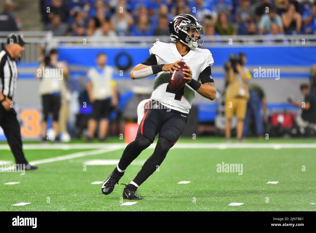 DETROIT, MI - AUGUST 12: Atlanta Falcons QB Desmond Ridder (4) in ...