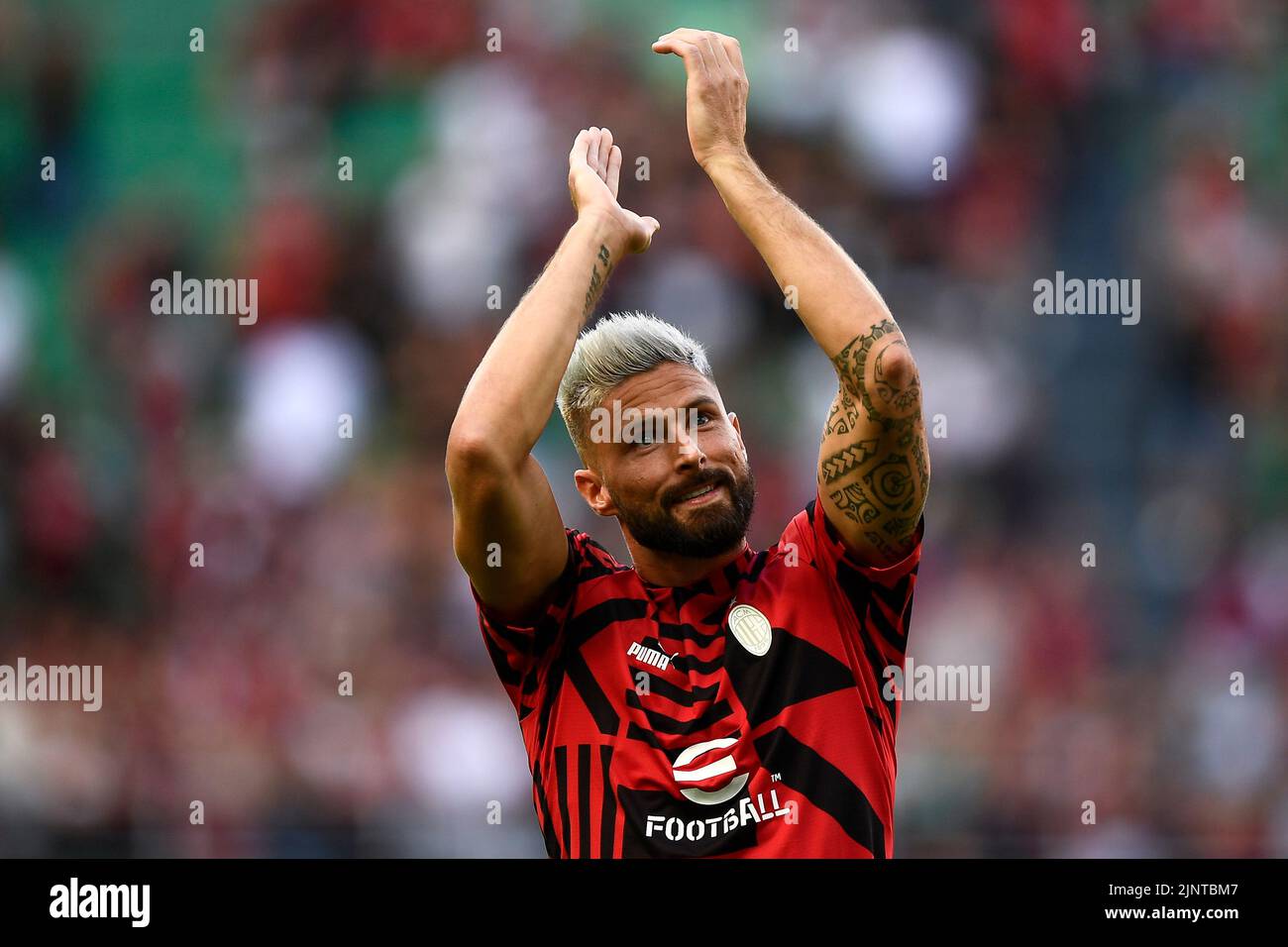Giroud ac milan 2022 hi-res stock photography and images - Alamy