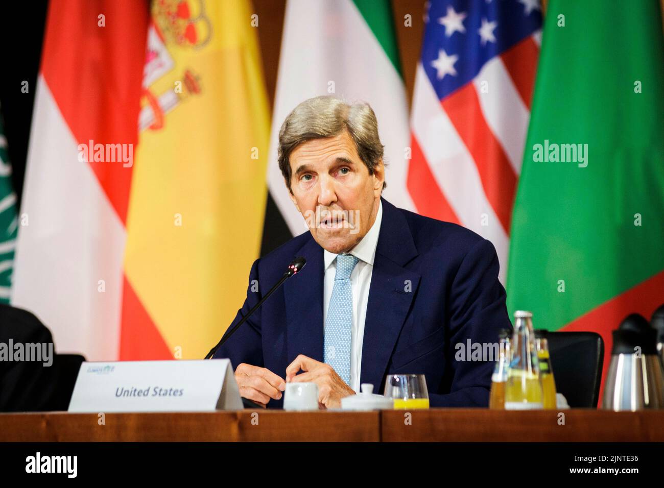 John Kerry, the US President's special envoy for climate, speaks as ...