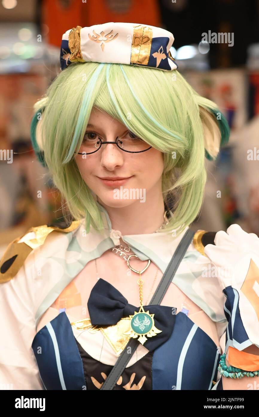 Hundreds of stands and live performances, participants dressed as Anime ...