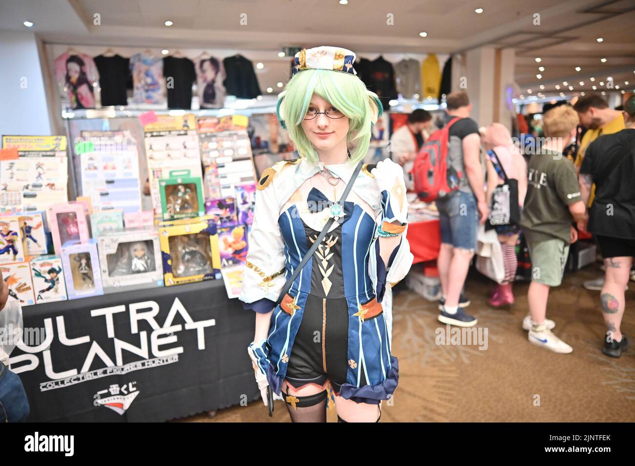 Hundreds of stands and live performances, participants dressed as Anime ...