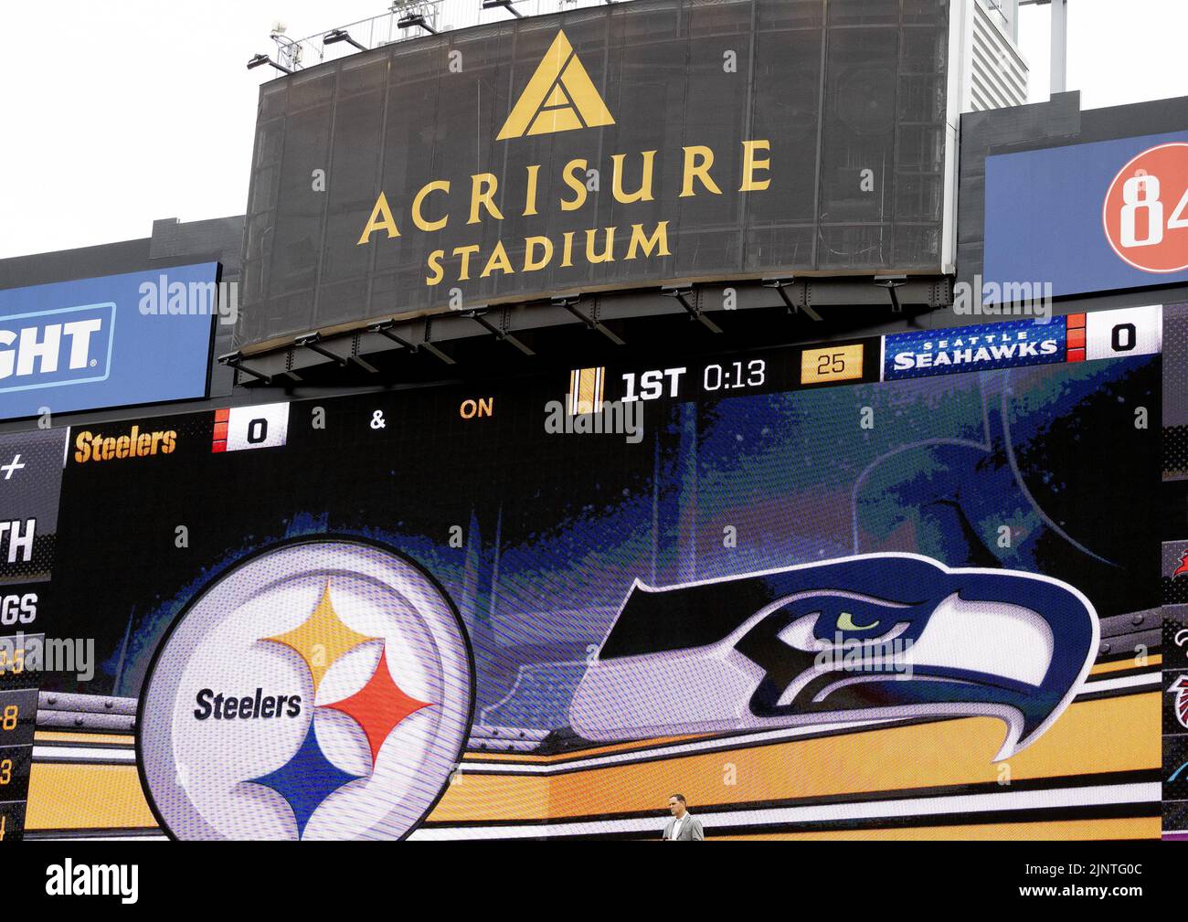 Sports jumbotron hi-res stock photography and images - Alamy