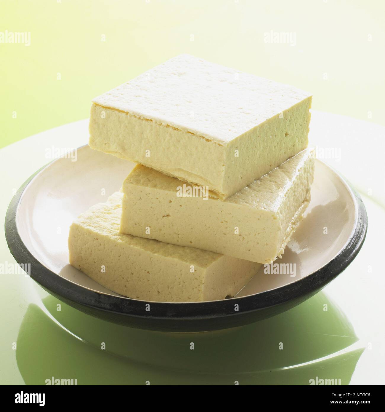 Tofu angle hi-res stock photography and images - Alamy