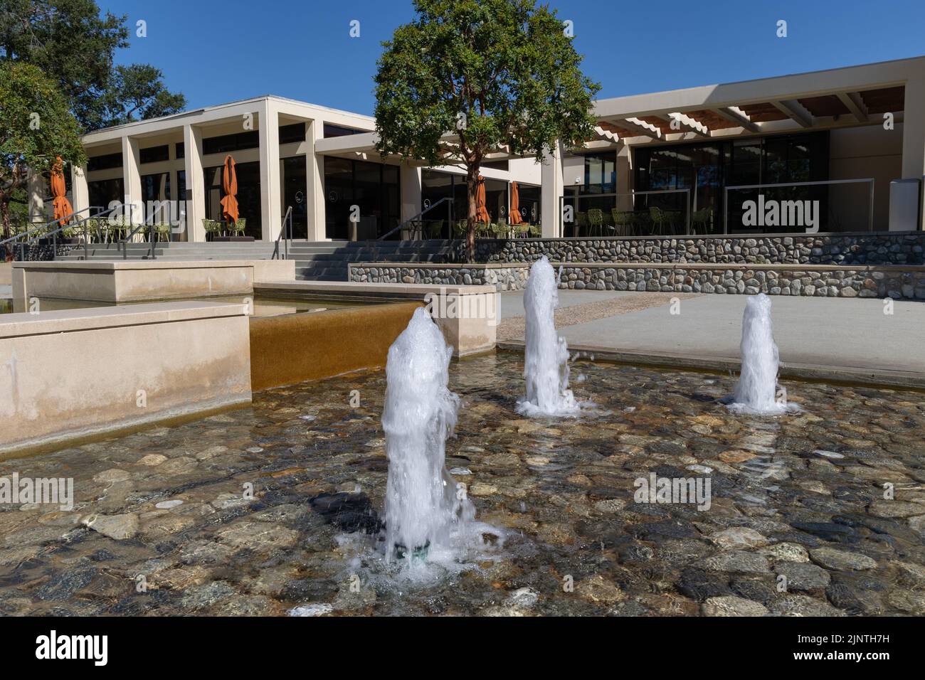 Fountain on the campus of Claremont McKenna College Stock Photo - Alamy