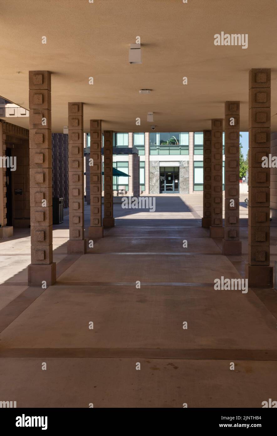 External corridor on the campus of Harvey Mudd College Stock Photo - Alamy
