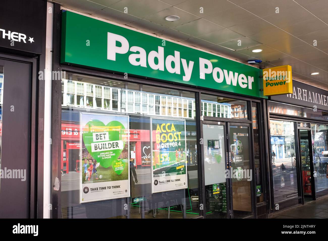 A Paddy Power betting shop in Reading, Berkshire, England Stock Photo ...