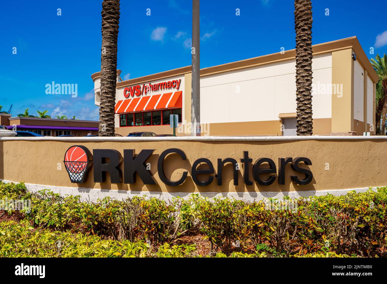 Rk plaza hi-res stock photography and images - Alamy