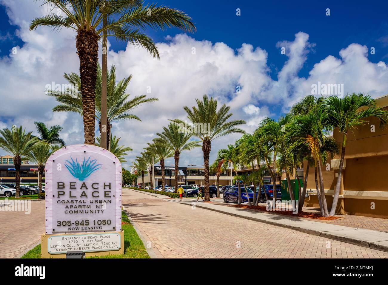 2022 beach hi-res stock photography and images - Alamy