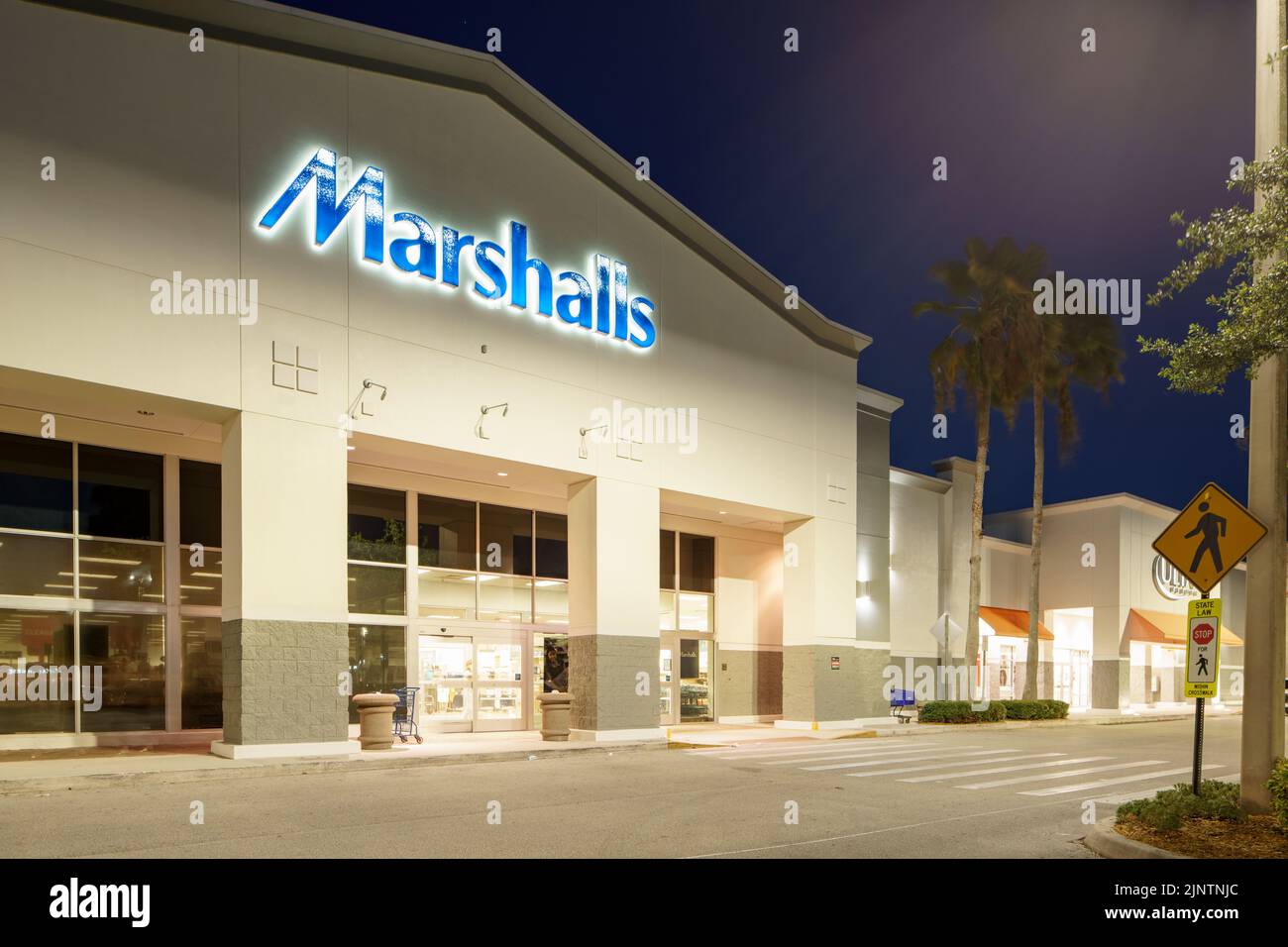 Marshalls department store hi-res stock photography and images - Alamy
