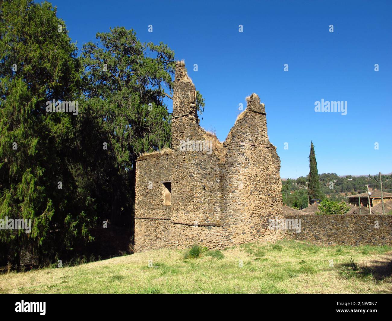 Castle gondor ethiopia hi-res stock photography and images - Alamy