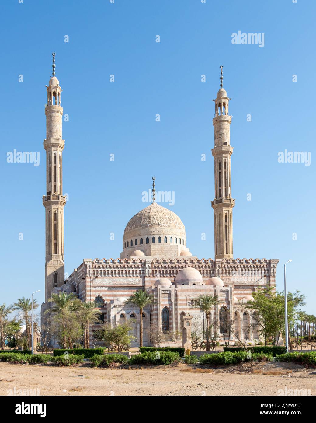 The Great Mosque of Mustafa is an Ottoman mosque with twin minarets in ...